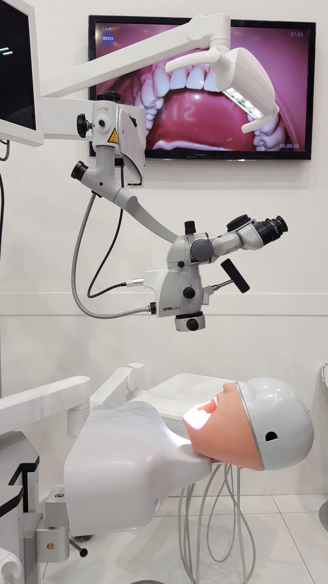 alphadidact Digital: Multimedia Collaboration | Dentsply Sirona MENA