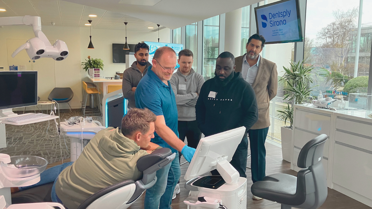 Dental Education at DS Academy: Discover all Courses | Dentsply Sirona UK