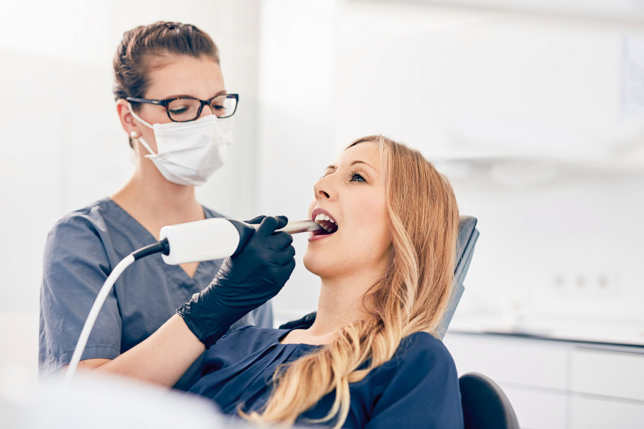 Omnicam Intraoral Scanner | Dentsply Sirona