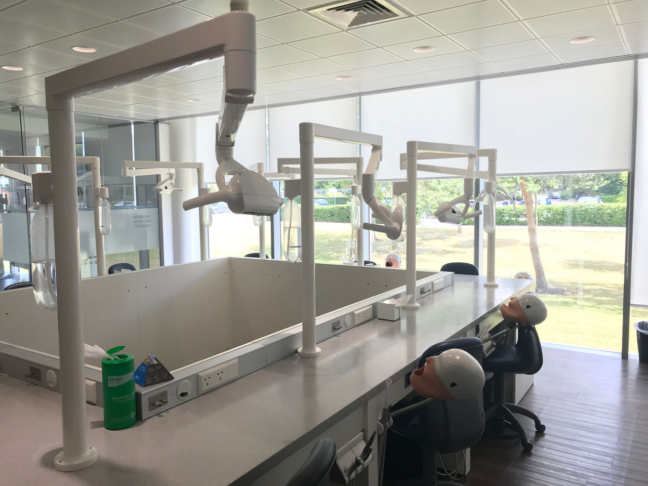 Weybridge Academy Facilities: Learn more! | Dentsply Sirona Norway